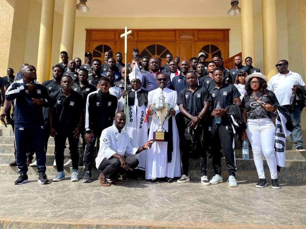 MTN Elite One champs Victoria United begin trophy tour - KICK442 Sport News